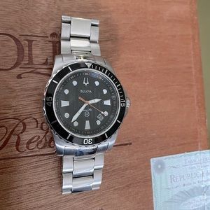 Bulova - Poshmark